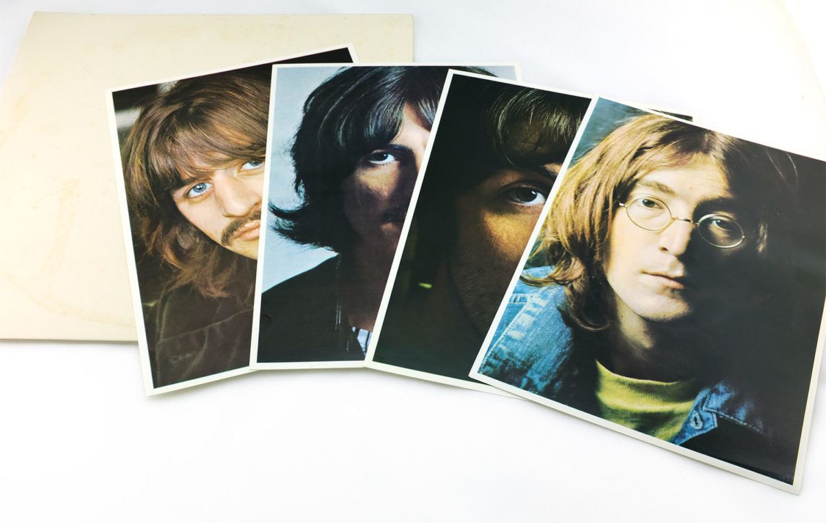 The Beatles White Album 2 x Vinyl w/ poster & photos - Ozzy Collectibles